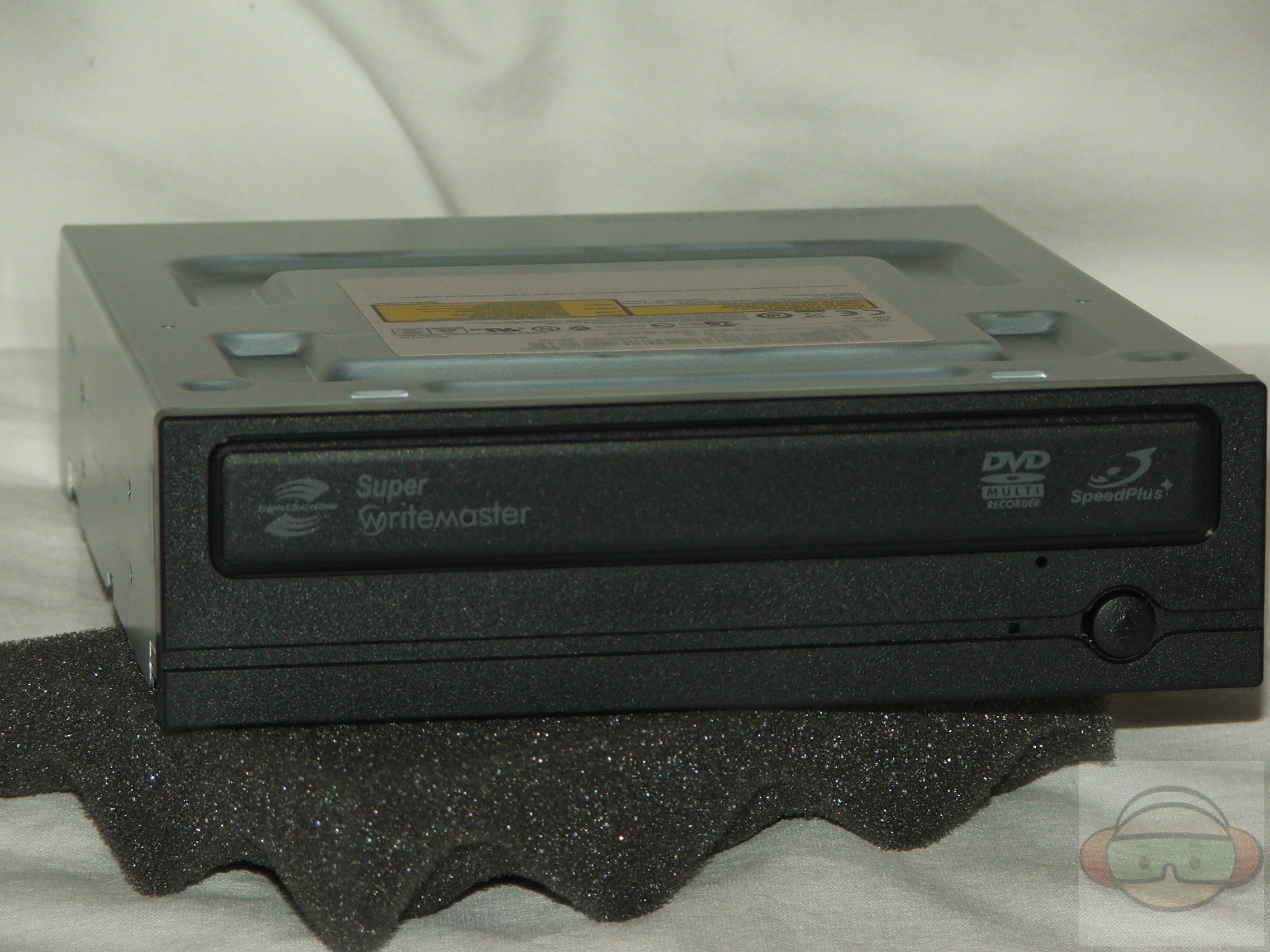 Samsung Super-WriteMaster 22x DVD Burner SH-S223Q Review and Comparison ...