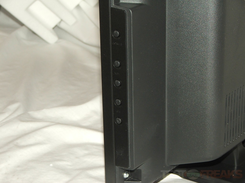 19" Sanyo DP19648 720p Widescreen LCD HDTV | Technogog