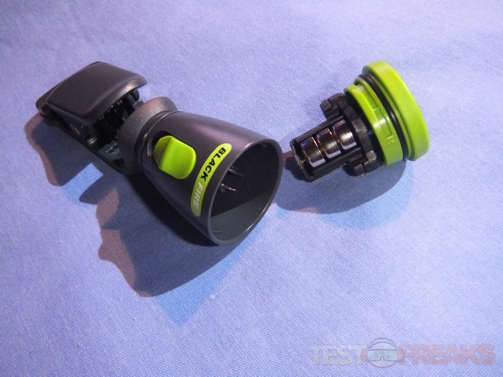 Review of Blackfire Clamplight Mini LED Flashlight | Technogog